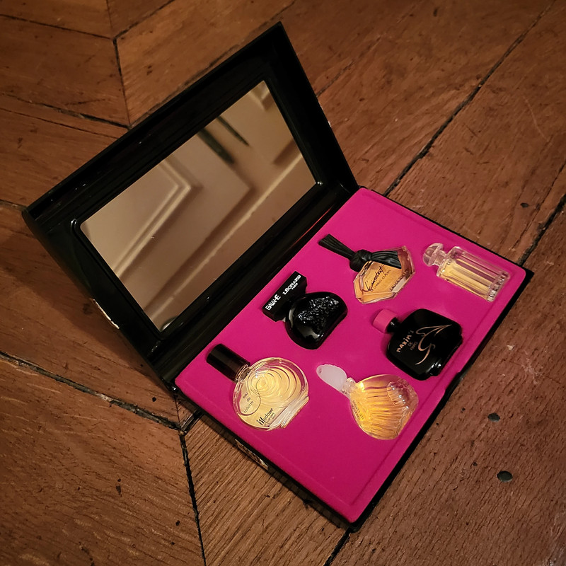 Coffret de miniatures de parfums Coffret de miniatures de parfums