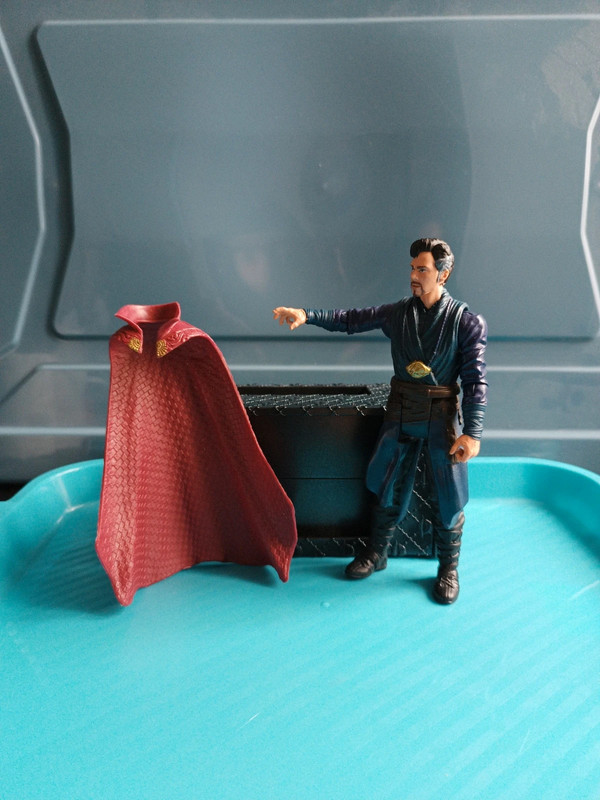 Vintage Doctor Strange articulé collector voir photo très belle ... Vintage Doctor Strange articulé collector voir photo très belle ...